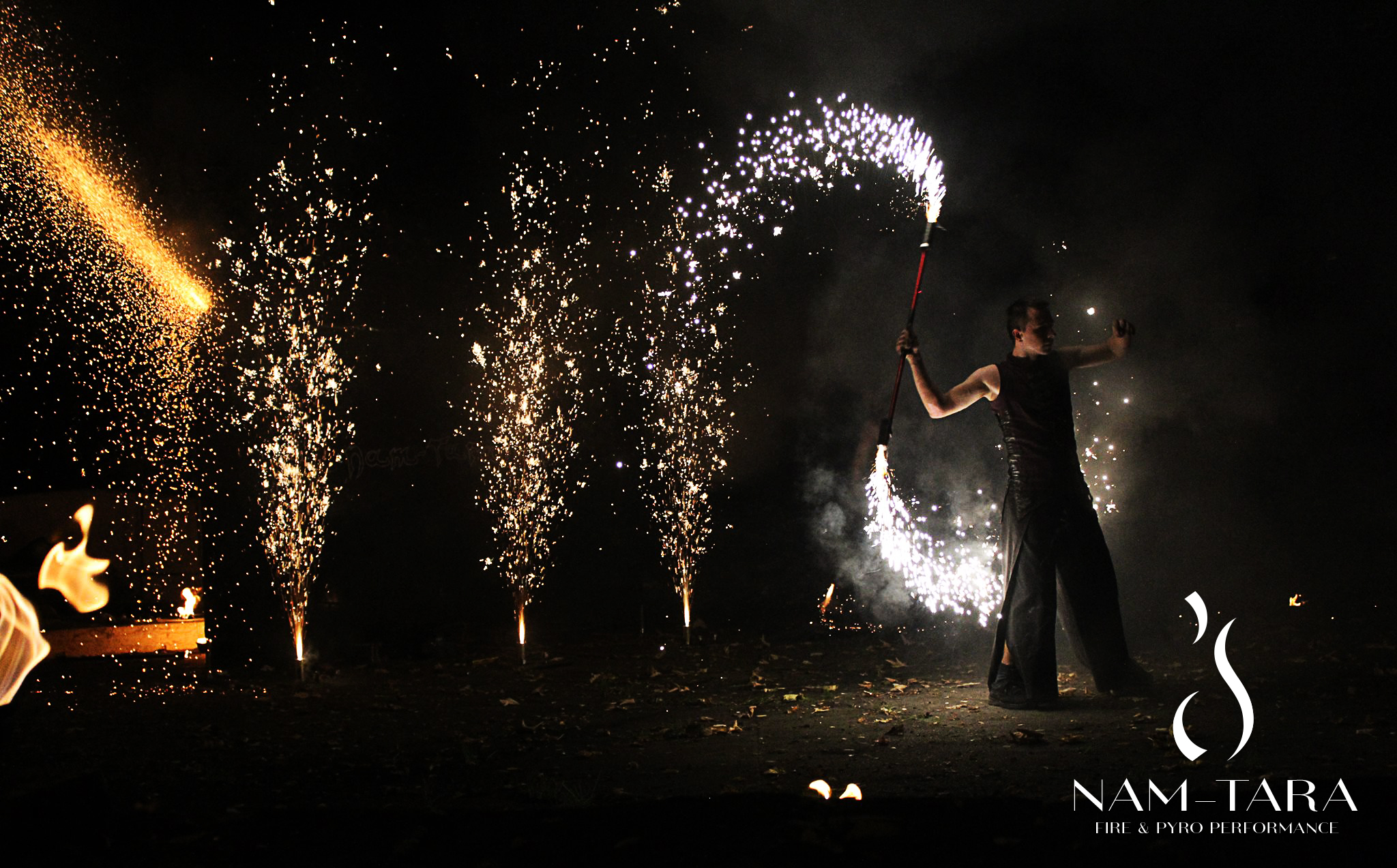 FIRE SHOW- WYJĄTKOWO GORĄCA ATRAKCJA WESELNA